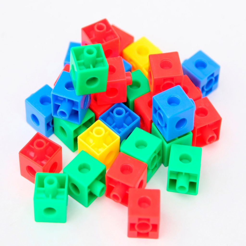 Set De Cubos Multiencaje Para Curso - Seigard